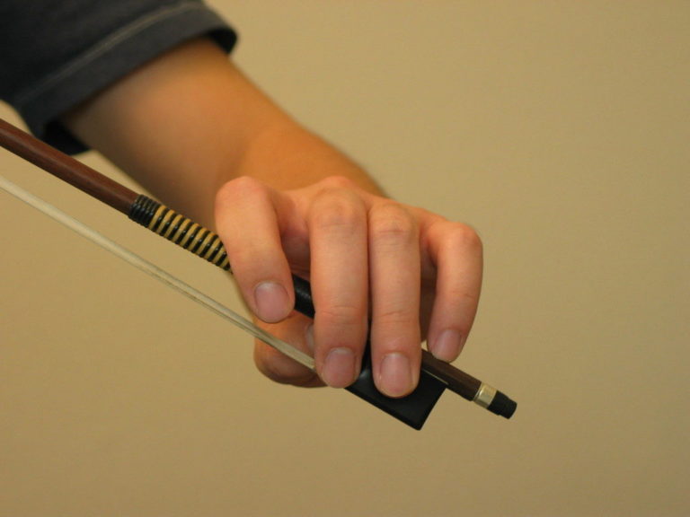 Right Hand Posture and Geometry – Andy Tan Violin & Viola Studio